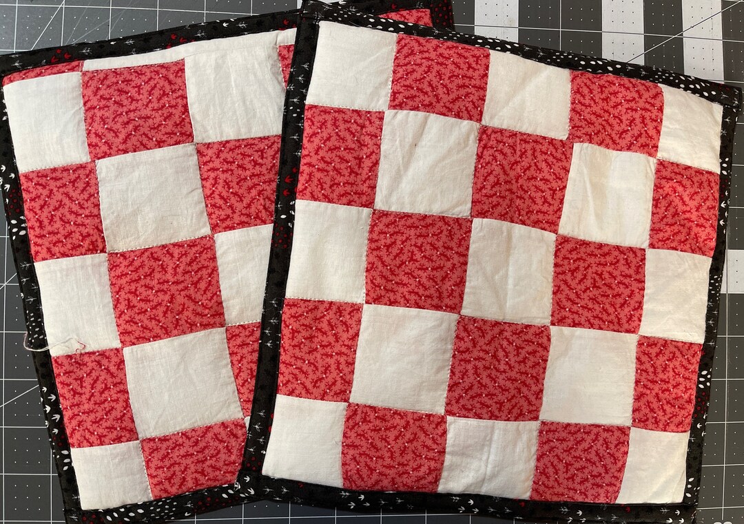 Vintage Irish Chain Quilt Recreated Hot Pads 10” X 10” - Etsy