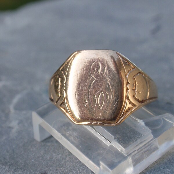 Antique Gold Signet Ring - Etsy
