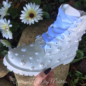 Custom, Hand Painted, White, Timbs, Pearls, Gift, Mid, Boots, Shoes ...