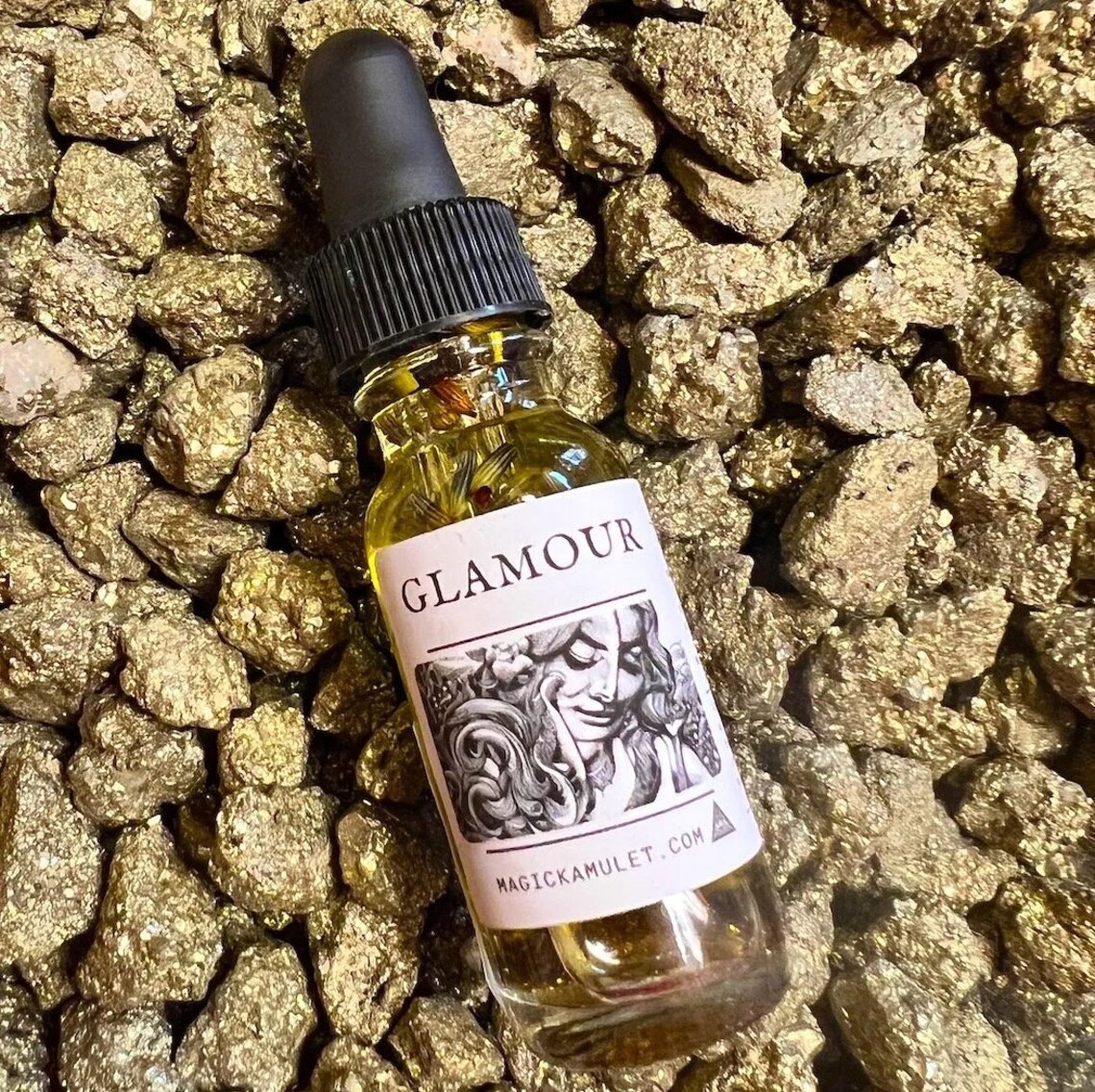 Glamour Oil Witchcraft Oil Conjure Oil Magical Oil by - Etsy