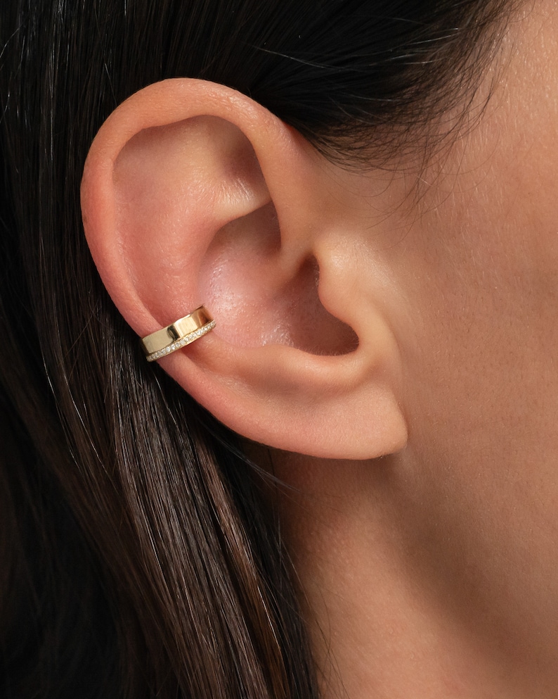 14k Gold Thick Diamond Ear Cuff - Etsy