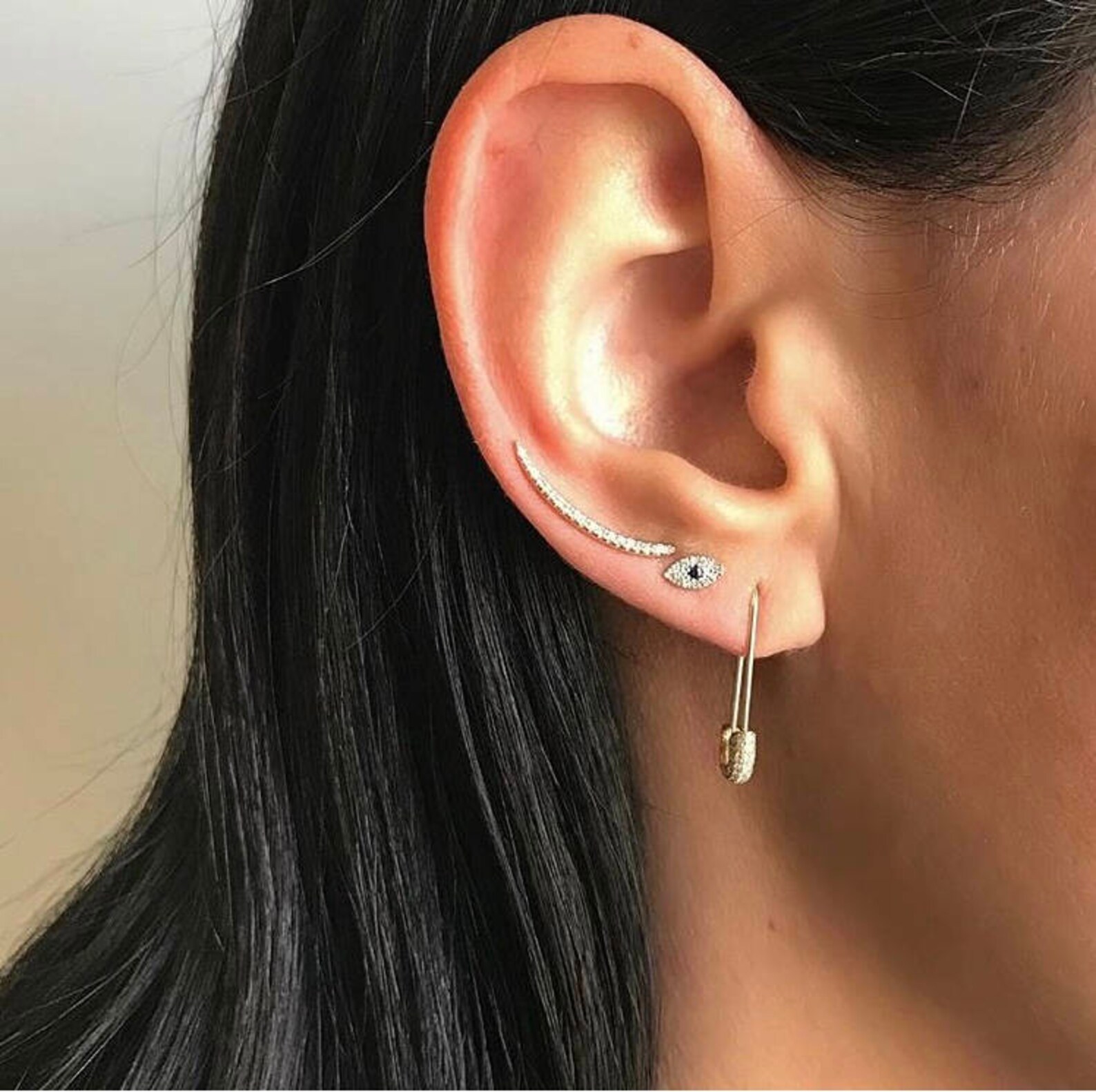 Diamond Ear Crawler Diamond Bar Earring - Etsy