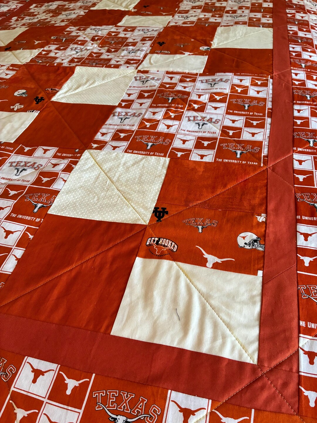 Texas Longhorns Quilt – Handmade Cotton Patchwork Quilt - Etsy