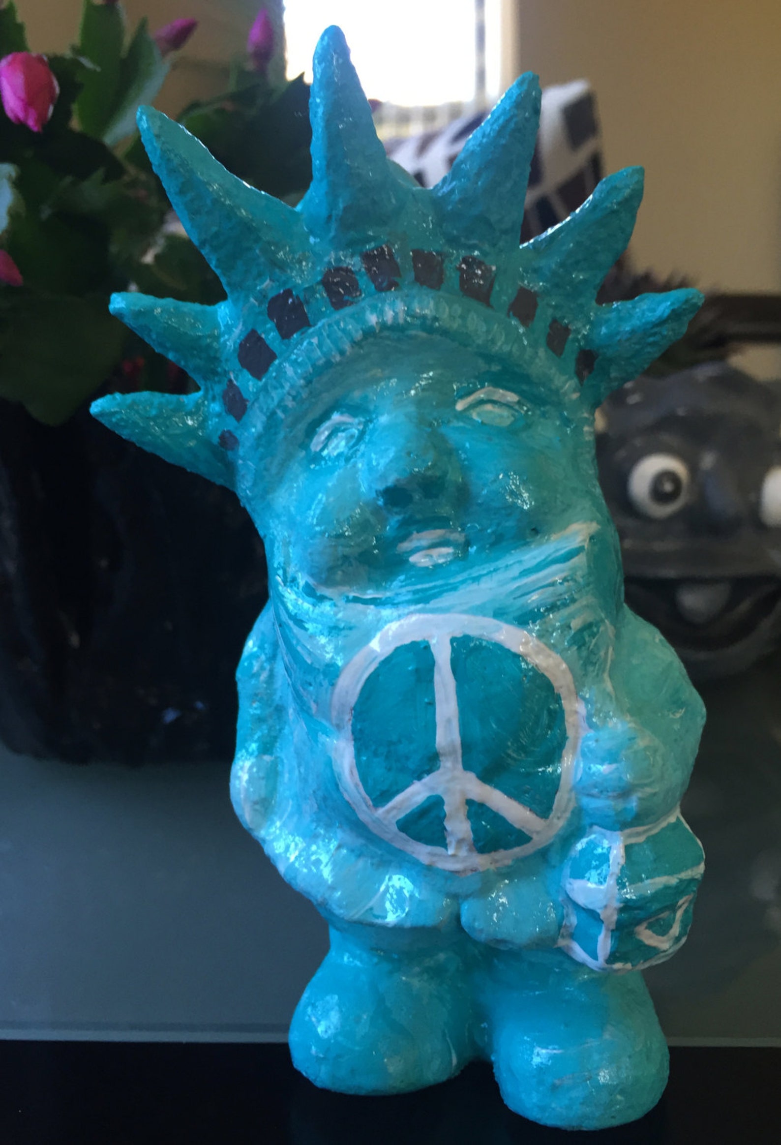 Peace Gnome, Garden Gnome 5.5 Inches, 14cm, Peace & Love for the USA ...