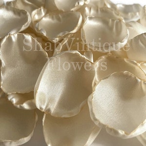 Ivory Flower Petals, Christmas Wedding Aisle Decor, Flower Girl Petals ...