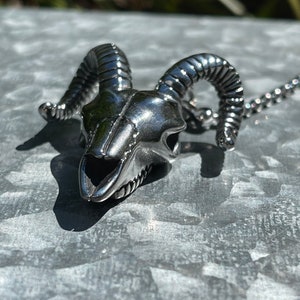 CATTLE SKULL Fan Pull | Skull Decor | Cattle Horn | Goth | Cattle Skull ...