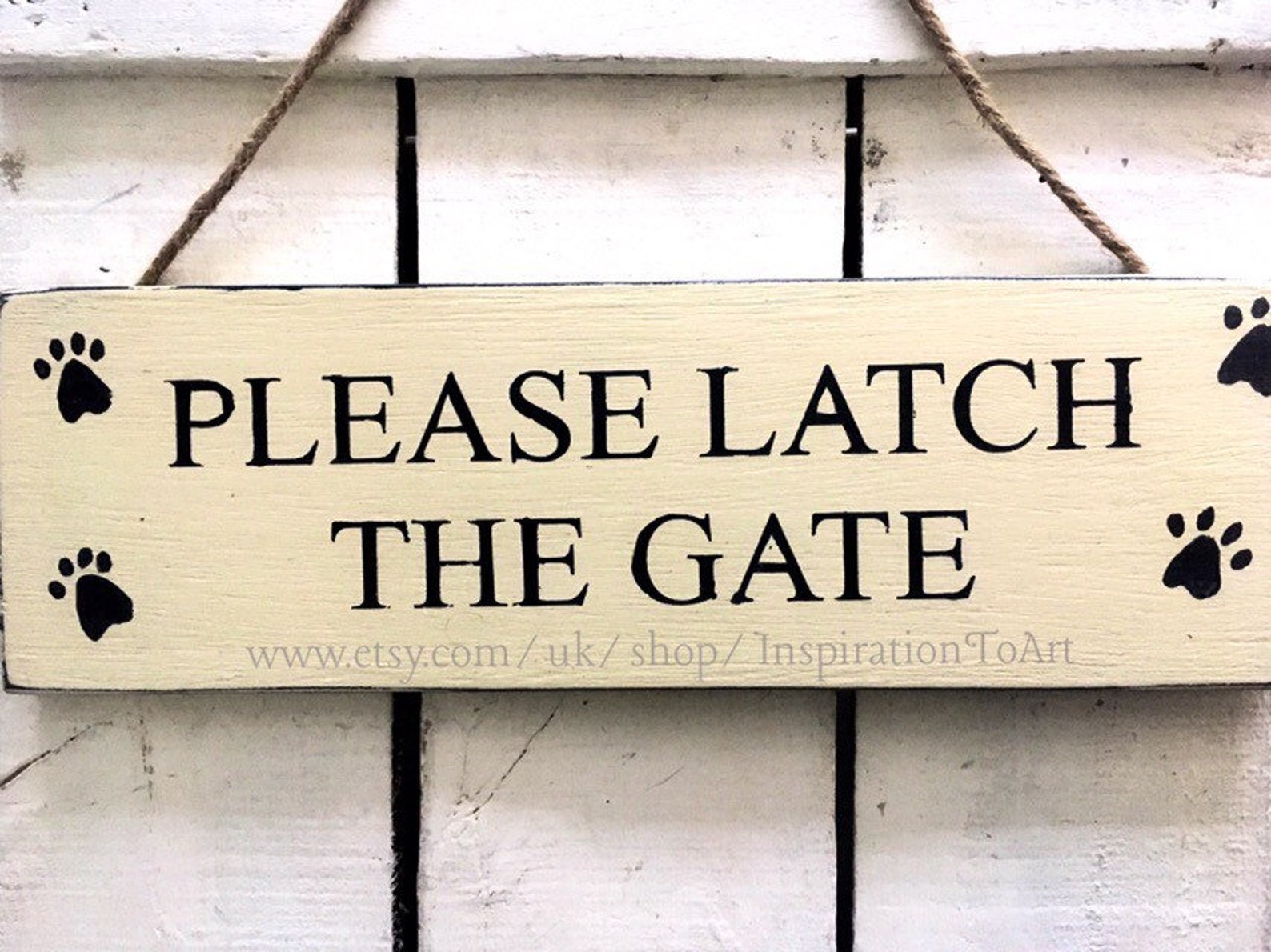 Please Latch the Gate. Outdoor Wood Sign. - Etsy UK