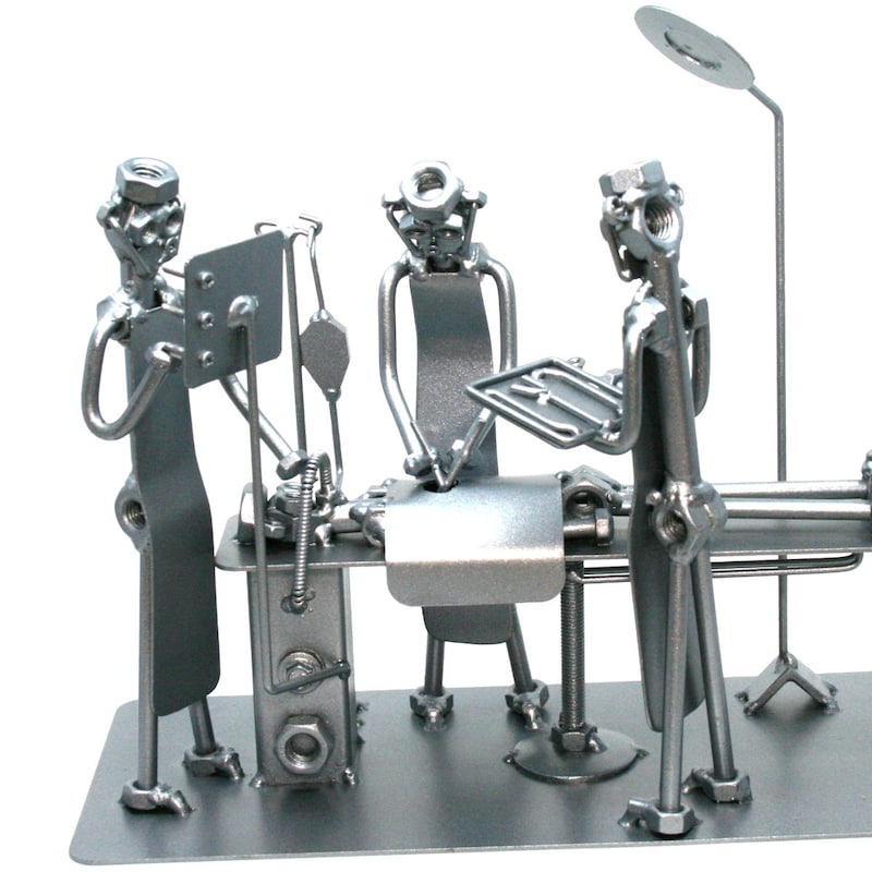 Wire Sculpture Doctor - Etsy