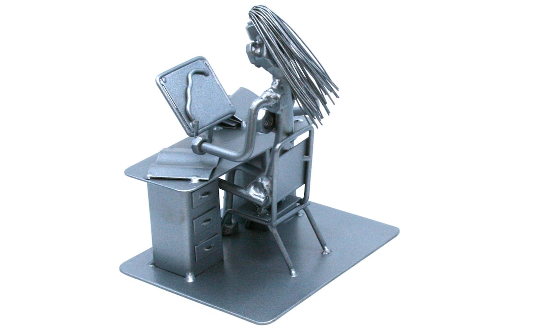 World's Best Accountant Metal Statue, Accountant Gift Nuts and Bolts ...