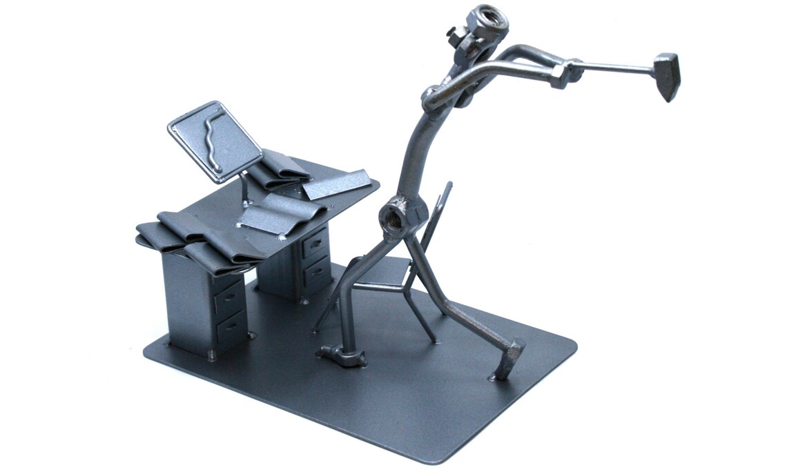 Angry Computer Programmer Man, Angry Accountant Men Gift Nuts and Bolts ...