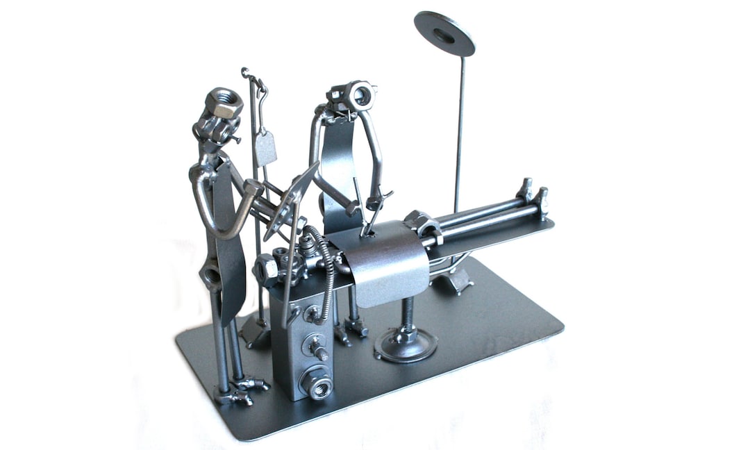 Operating Room Doctor Statue Gift, Anesthesiologist Nurse Nuts and ...