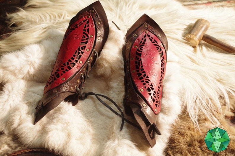 Leather Bracers "hella" (pair) - Renaissance, LARP, Cosplay Fantasy, GN ...
