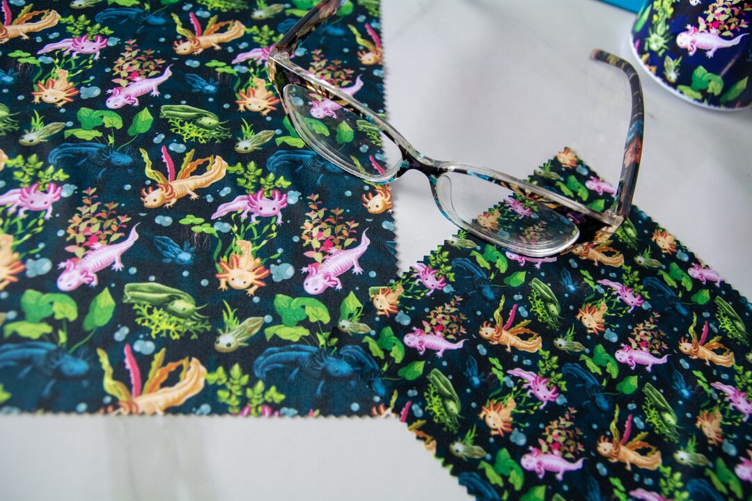 Multi Color Axolotl Lens Cleaning Cloths, Microfibre, Glasses Cleaner ...