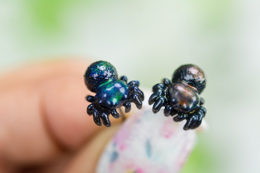 Color Changing Titanium Jumping Spider Earrings - Etsy