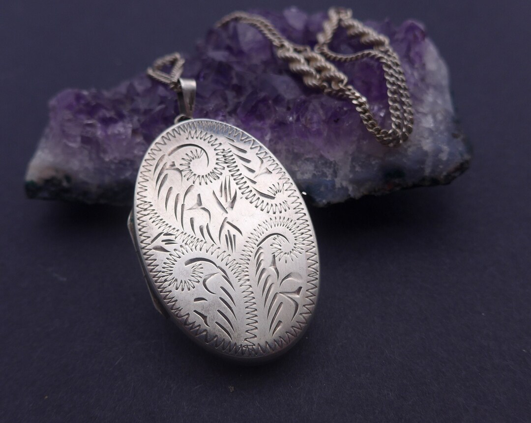 Vintage Large Victorian Revival Silver Locket & Chain Hallmarked 925 ...