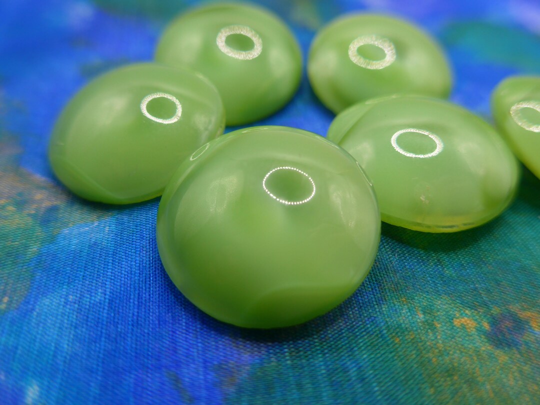 Vintage Domed Satin Glass Buttons Set 6 Green Glass Buttons - Etsy 日本