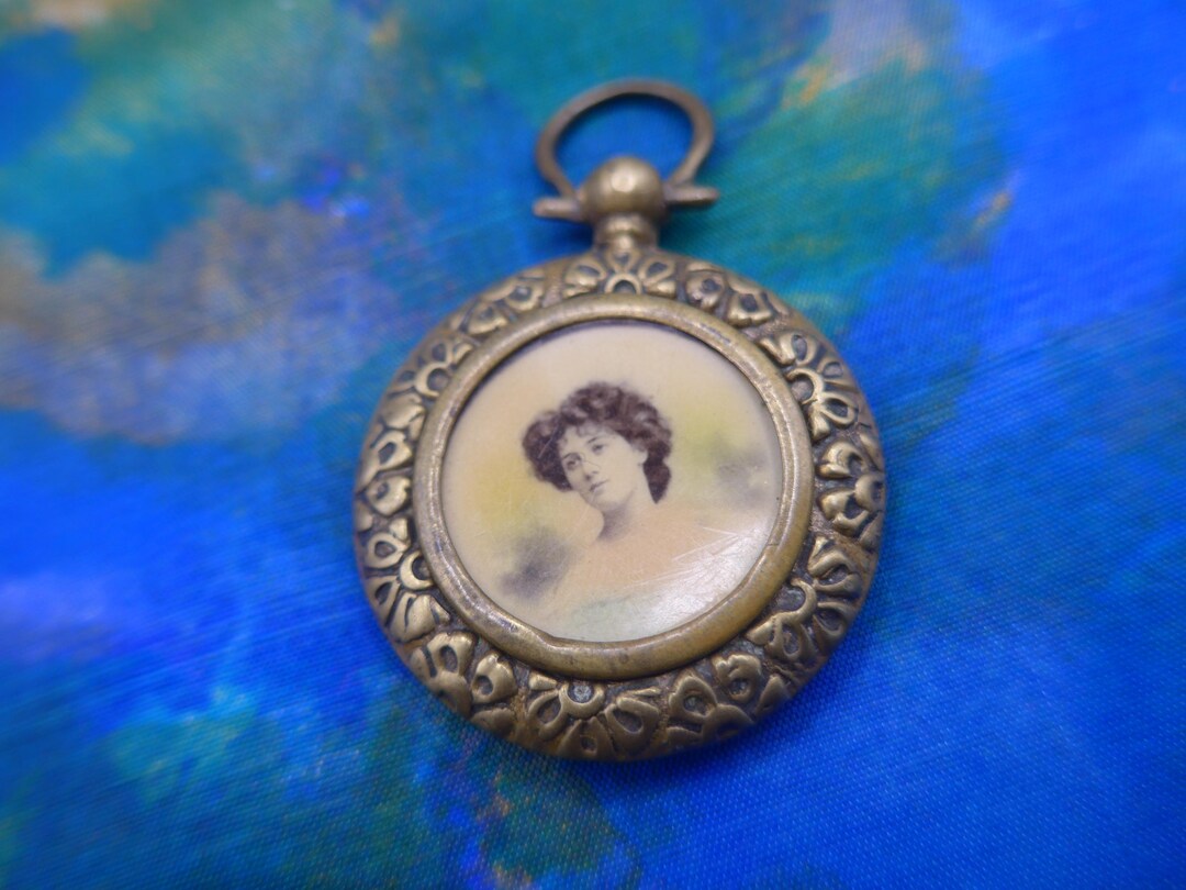 Antique Edwardian Pocket Watch Locket - Ornate Brass Metal Border - Etsy