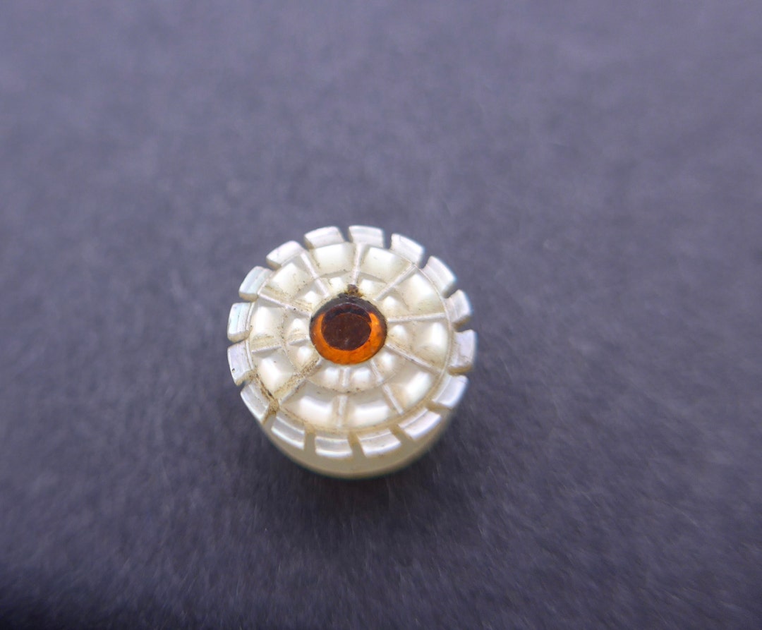 Antique Carved Mother of Pearl Red Paste Button Vintage Shell Carved ...