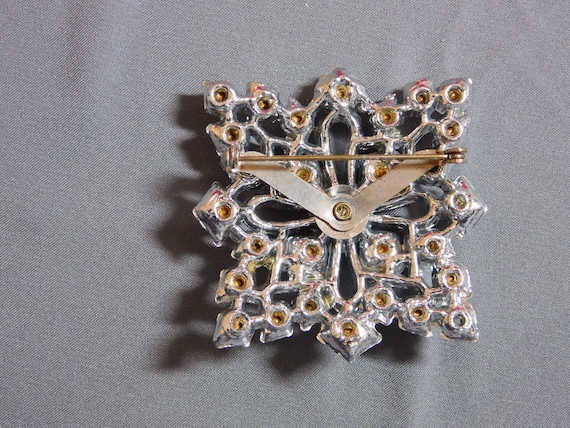 Square Sparkle Brooch - Gem