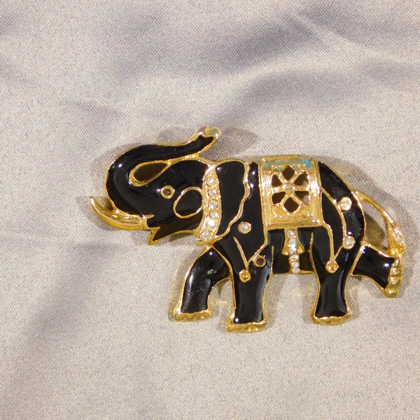 Elephant Brooch - Etsy