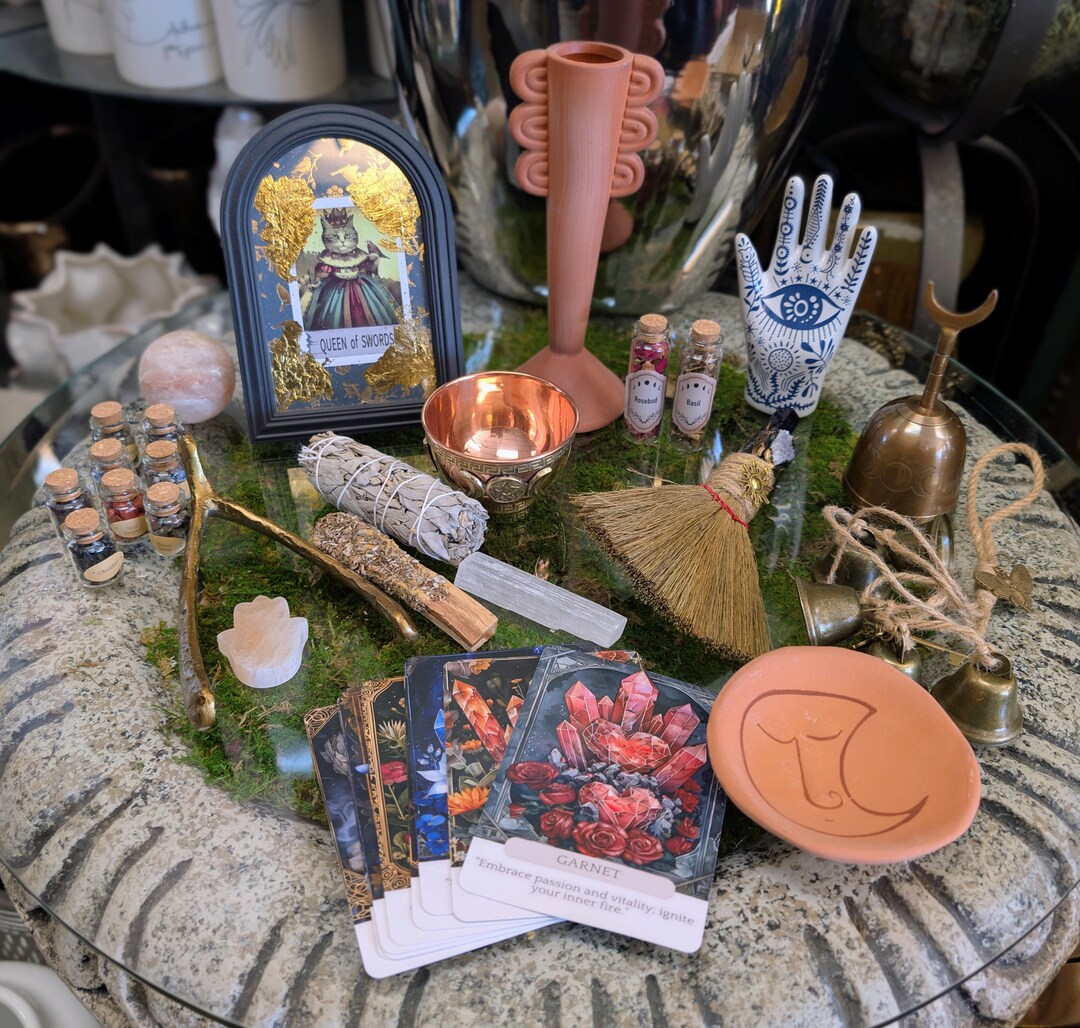 Mystical Altar Gift Set | Tarot Art, Crystals, Sage & Moon Dish - Etsy