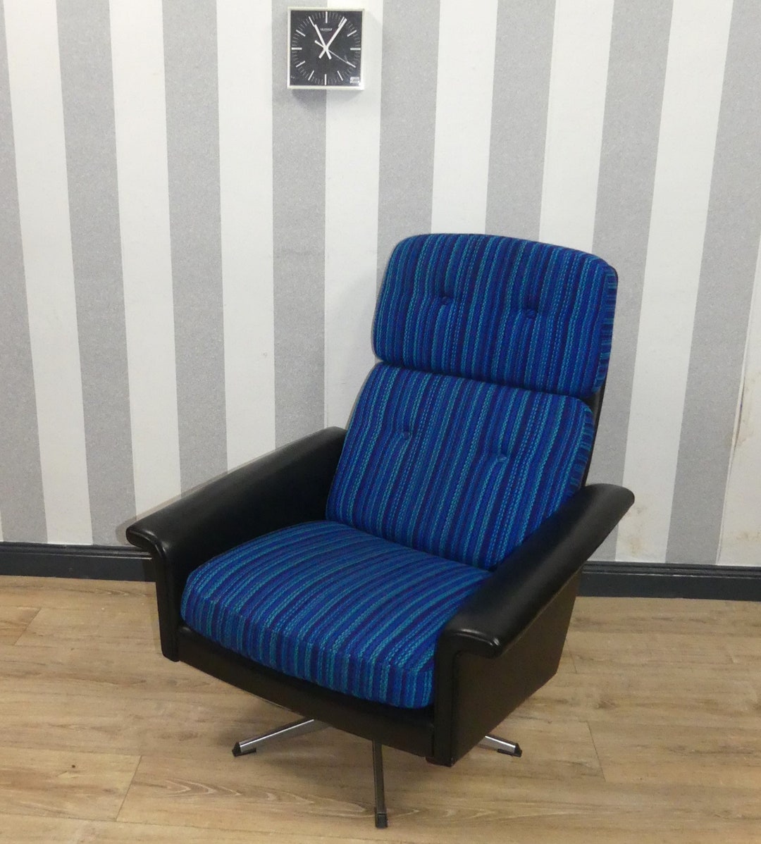 ORIGINAL 60s Skai Leather Lounge Chair Easy Chair Swivel Chair BRIGHT ...