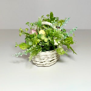 Small White Wicker Easter Basket Miniature Mini Novelty - Etsy