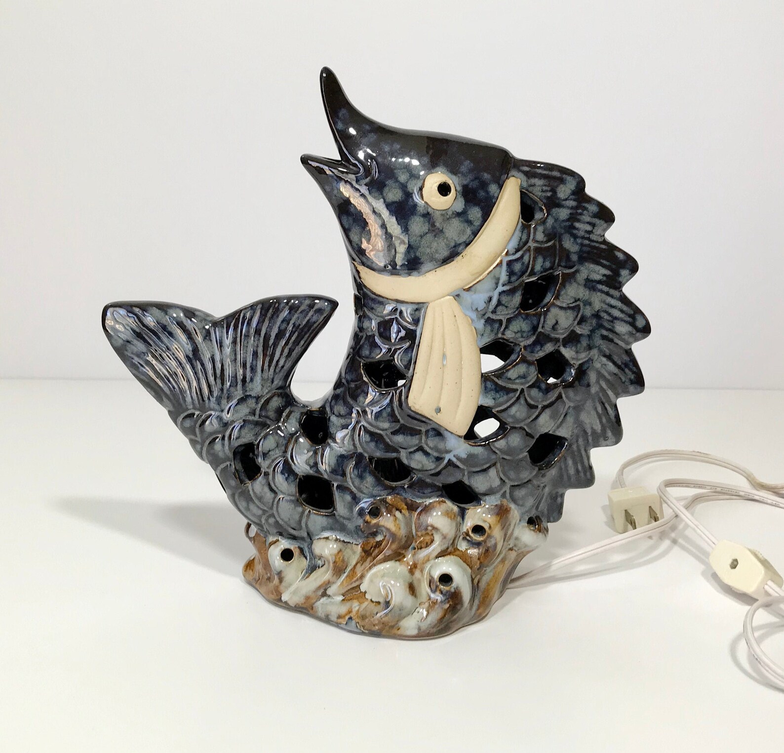 Ugly Fish TV Electric Lamp Decoration Vintage Night Light - Etsy