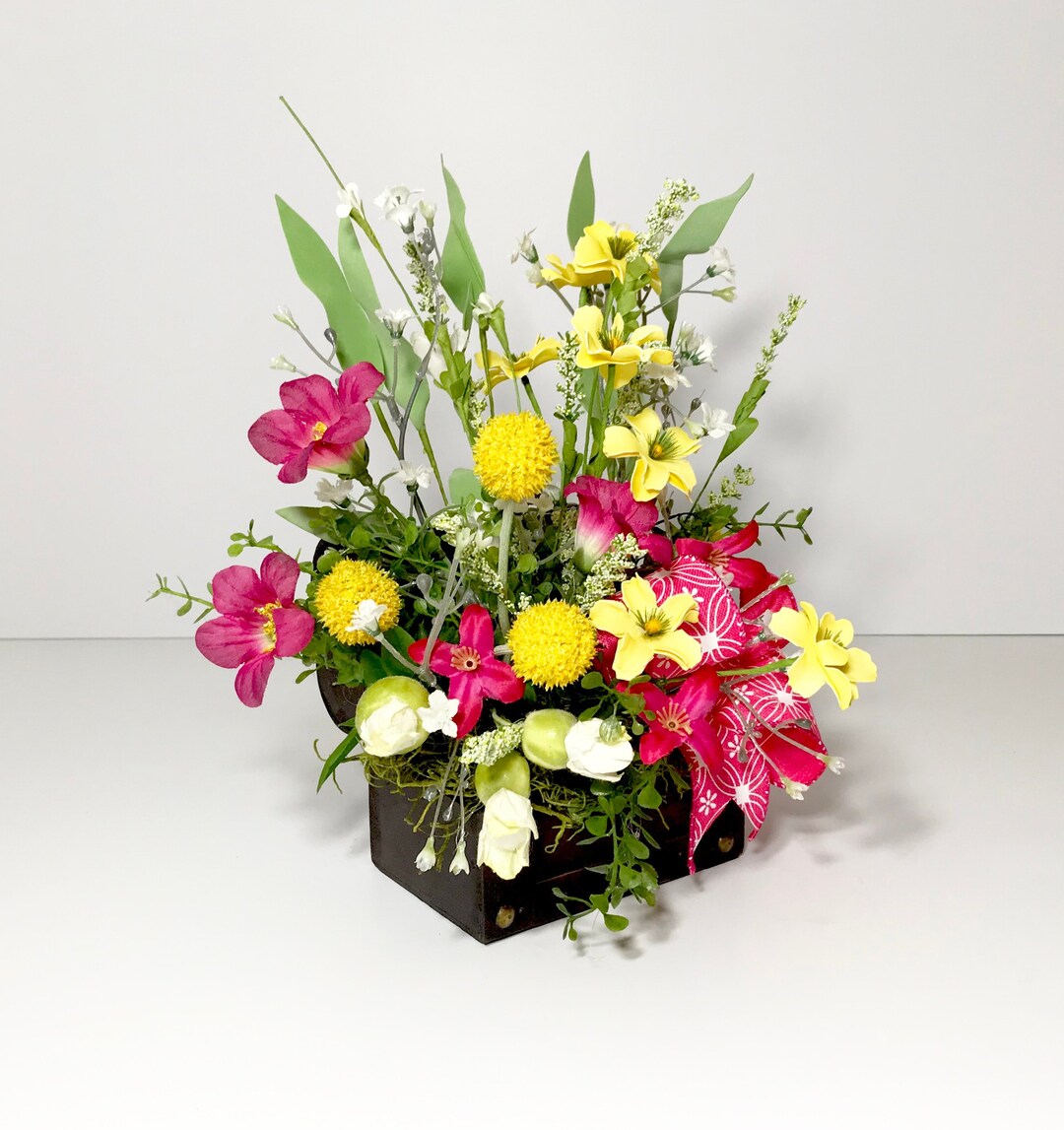 Spring Flower Small Decorative Trunk, Bright Spring Bouquet Floral ...