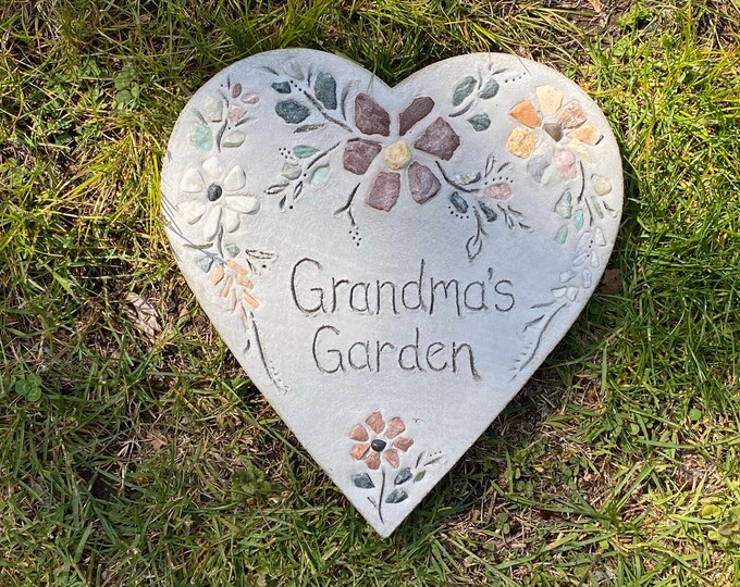 13" Heart Stepping Stone - Grandma's Garden OR Personalized - Garden ...