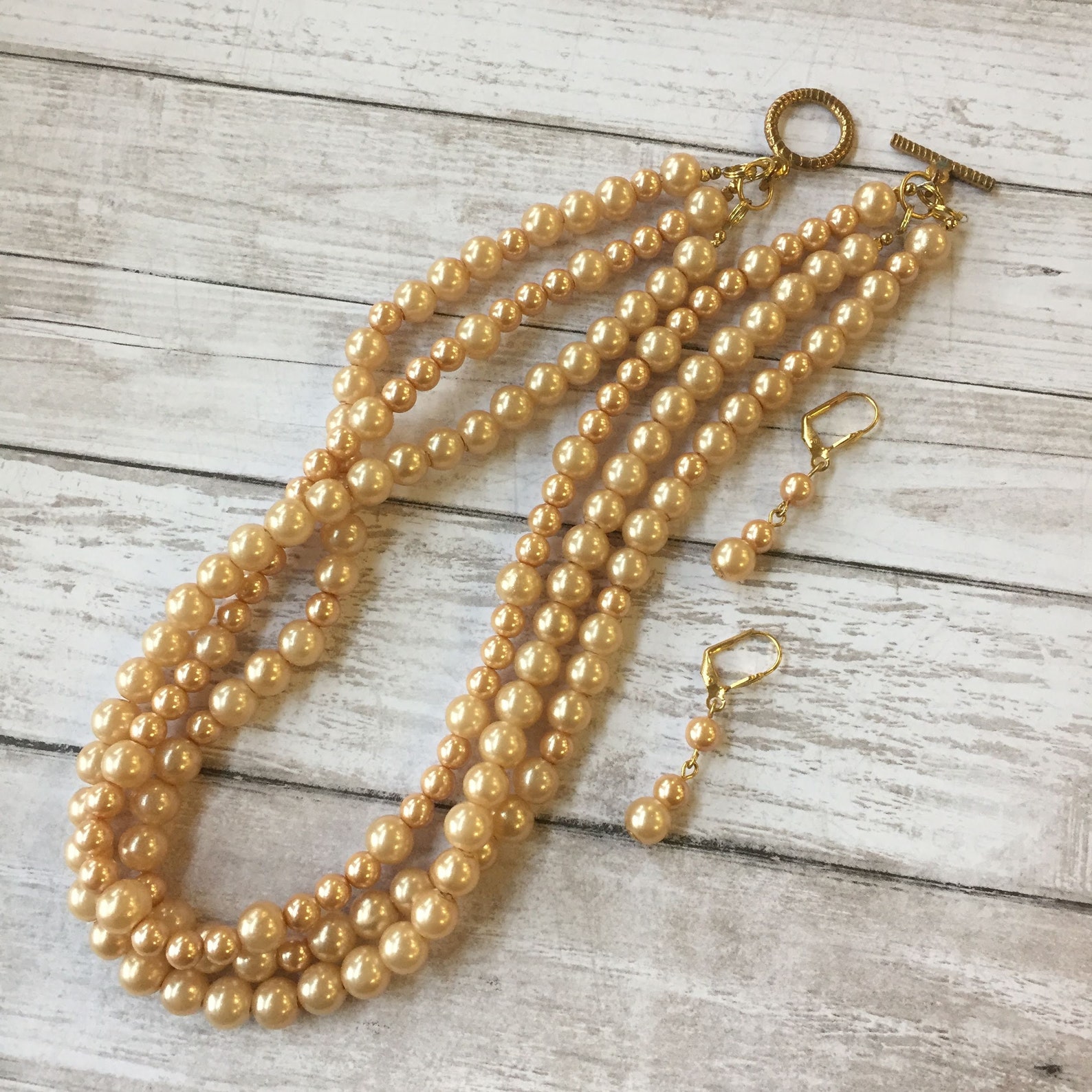 Beige Pearl necklace set | Etsy