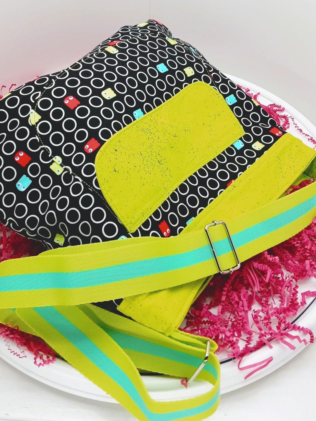 Pacman Ghosts Retro Shoulder Bag, Purse. Thistle Pocket Tote - Etsy