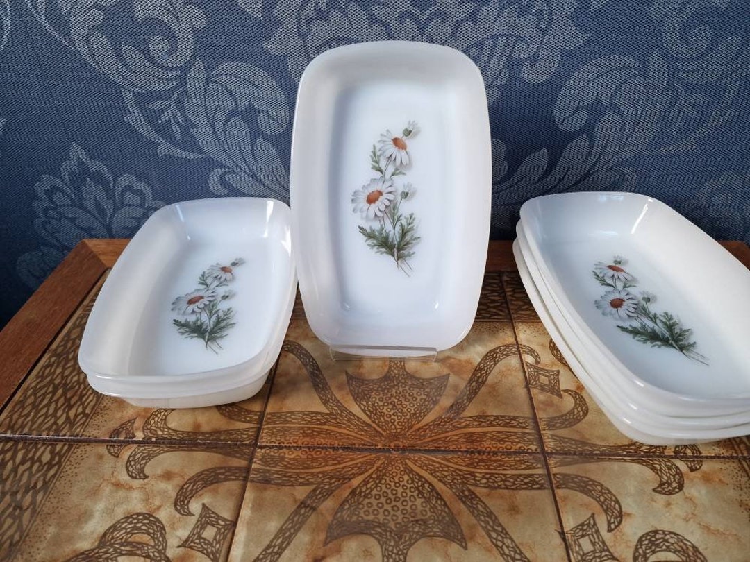 Vintage Arcopal Small White Plates, Individually Available With White ...