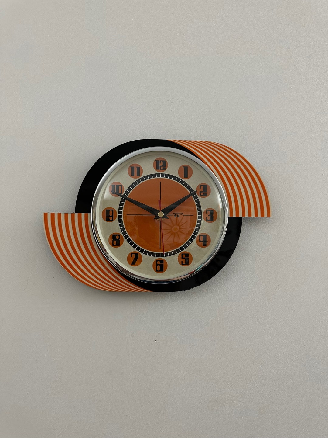 British Made Royalexe Laminate Kitchen Wall Clock From Royale ...