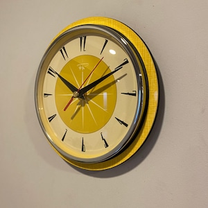 Colour Etched Formica Caravan Kitchen Wall Clock From Royale ...
