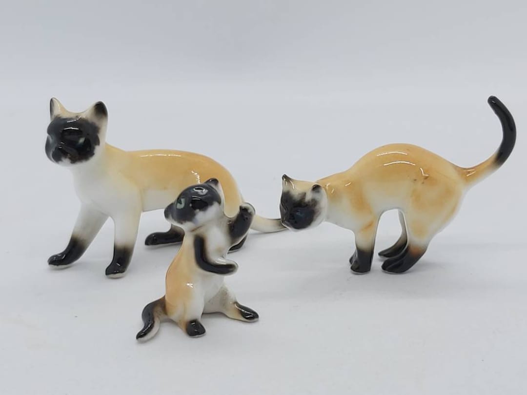 Siamese Cat Miniature Figurines, Cat and Kittens, Mum and Babies, 3 ...