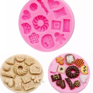Candy and Sweets Mold From Hearts to Small Ginger Bread Candy Hears ...
