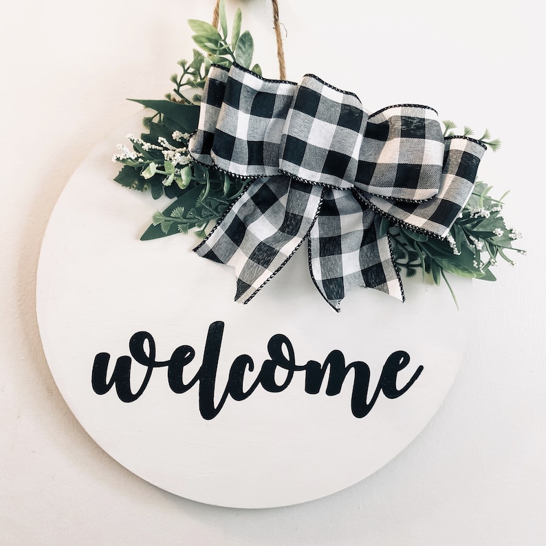 Round Wood Wreaths Hello Sign Welcome Sign Personalized | Etsy