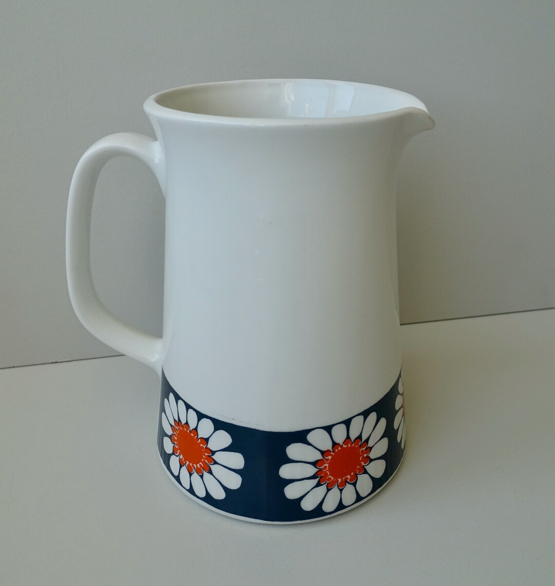 Daisy Large Pitcher Jug Vase Excellent Condition Figgjo Flint Design ...