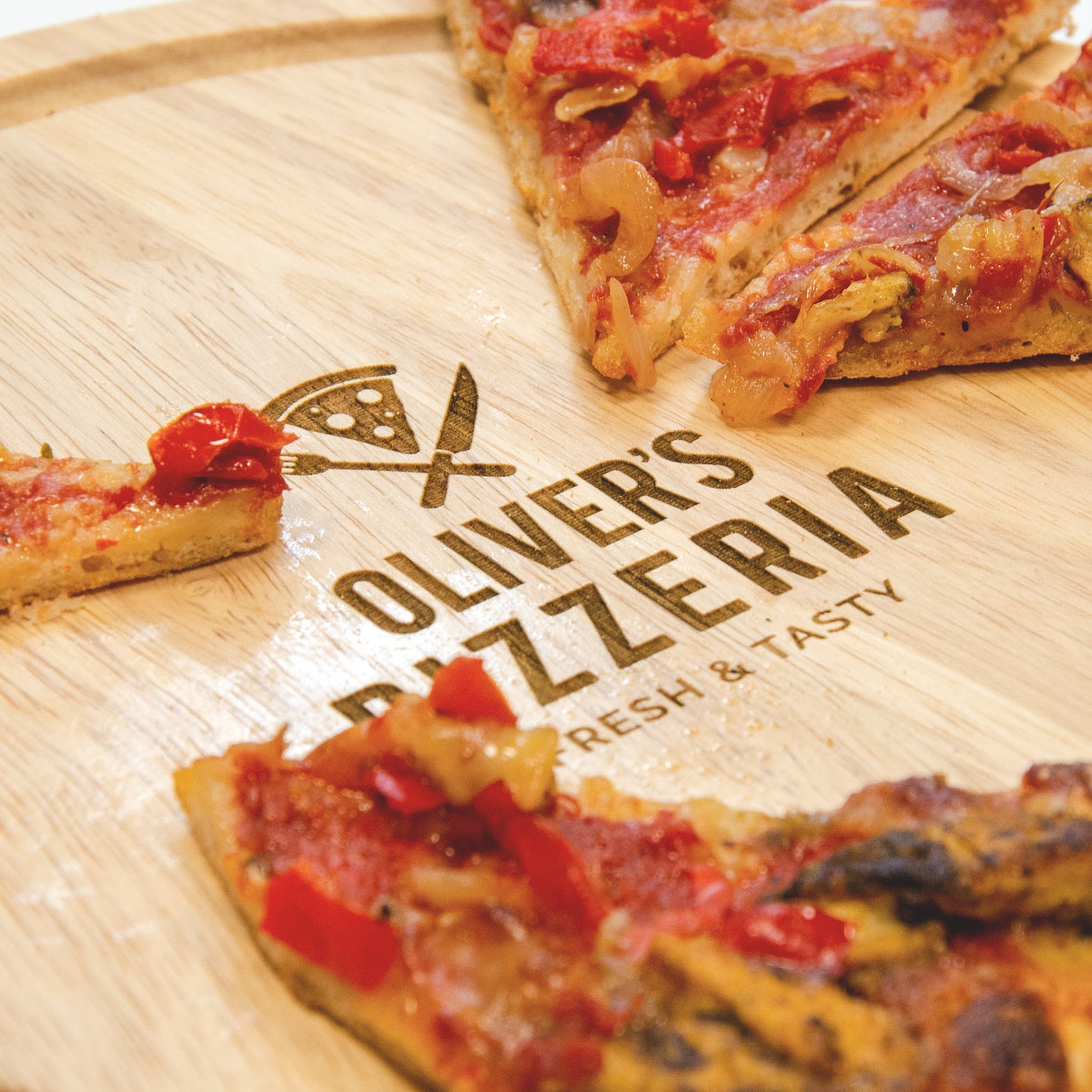 Personalised Pizza Board | Pizzeria Chopping & Serving Board | Foodie ...