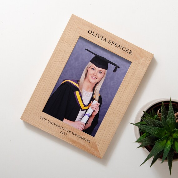 Graduation Frames 2018 Oak