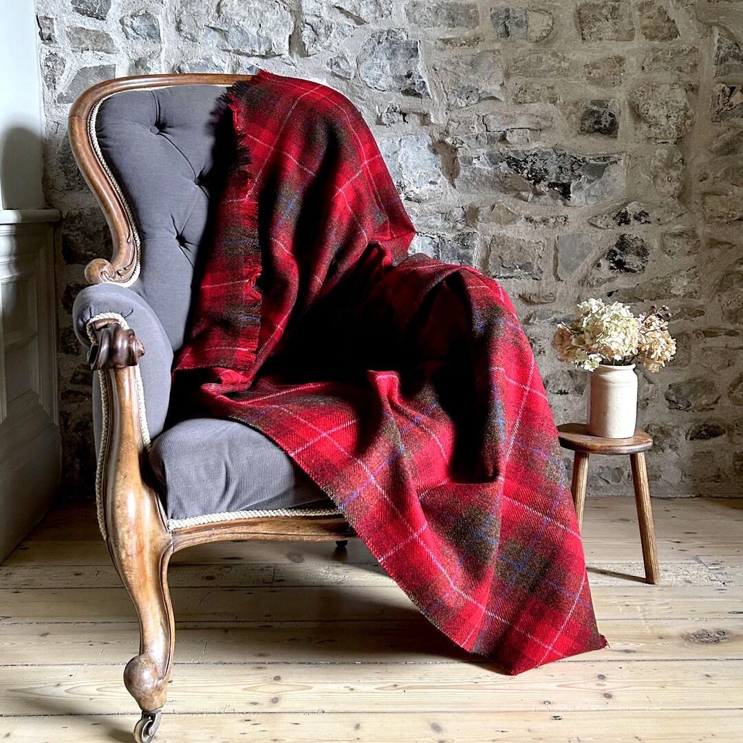 Harris Tweed Winterberry Tartan - Luxury Large Pure Wool Throw Blanket ...