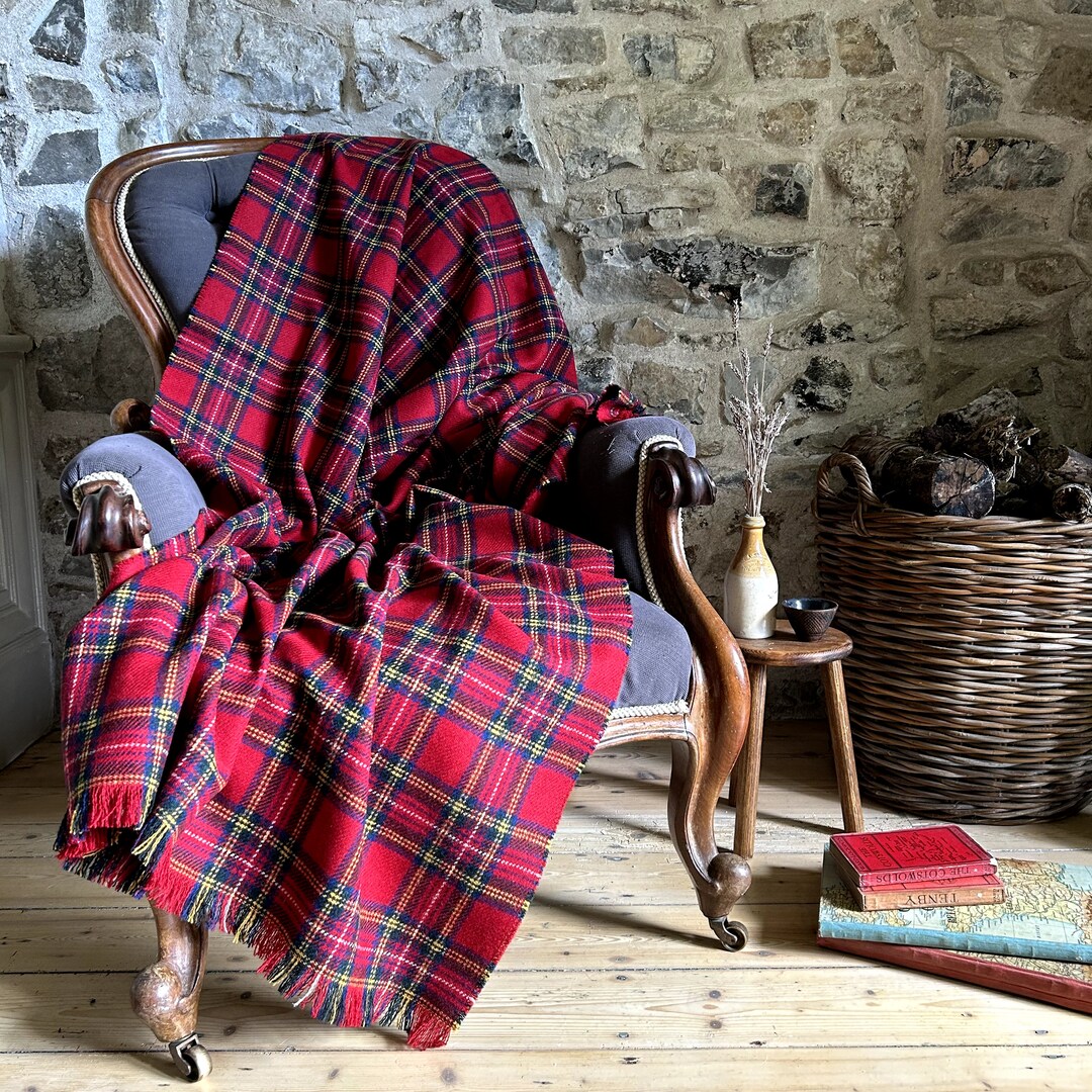 Harris Tweed Royal Stewart Tartan - Luxury Large Pure Wool Throw ...