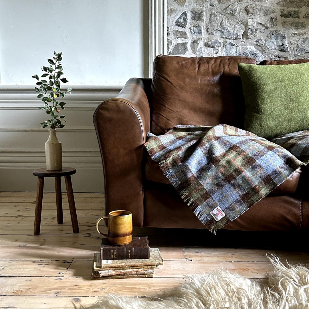 Harris Tweed Macleod Tartan - Luxury Pure Wool Lap Blanket - 75x100cm ...