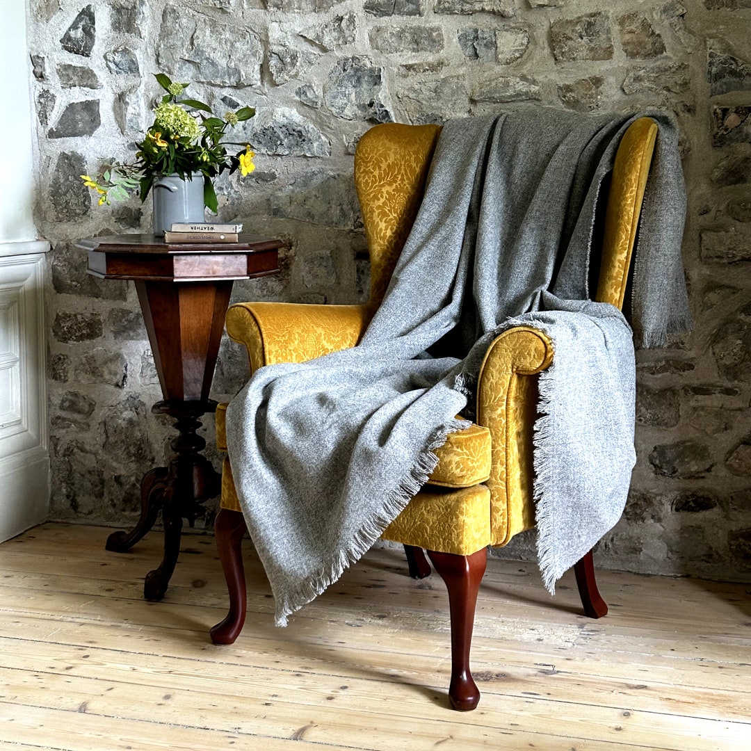 Harris Tweed Light Grey Marl - Luxury Large Pure Wool Throw Blanket ...
