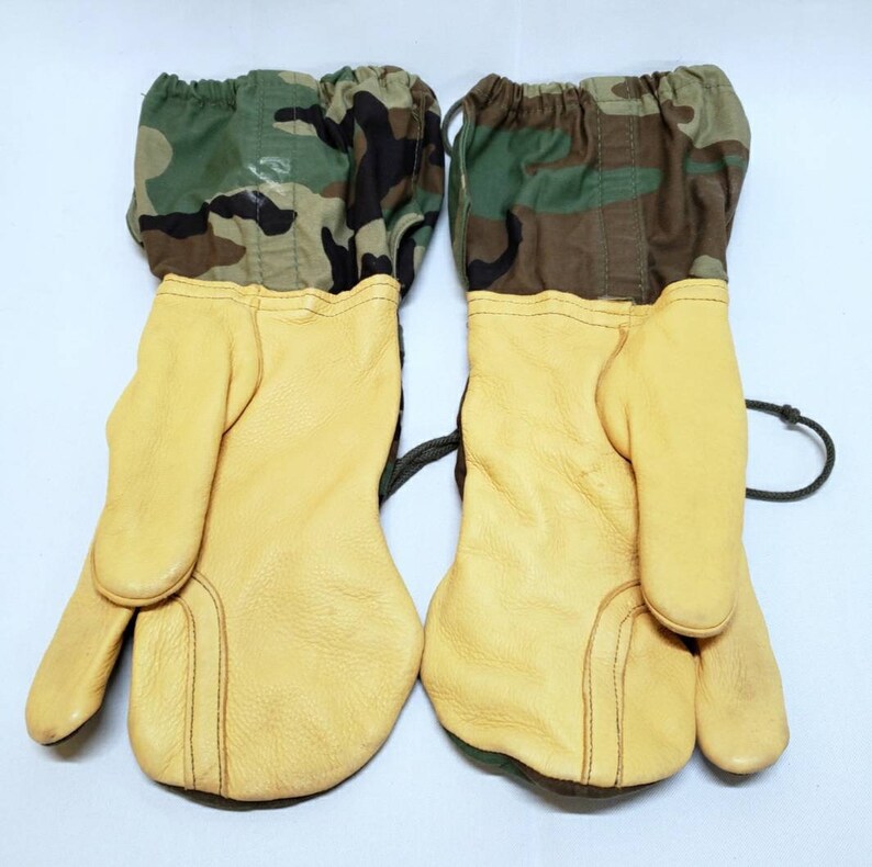 US Military Trigger Finger Mitten Shells and Wool Liners, Medium ...