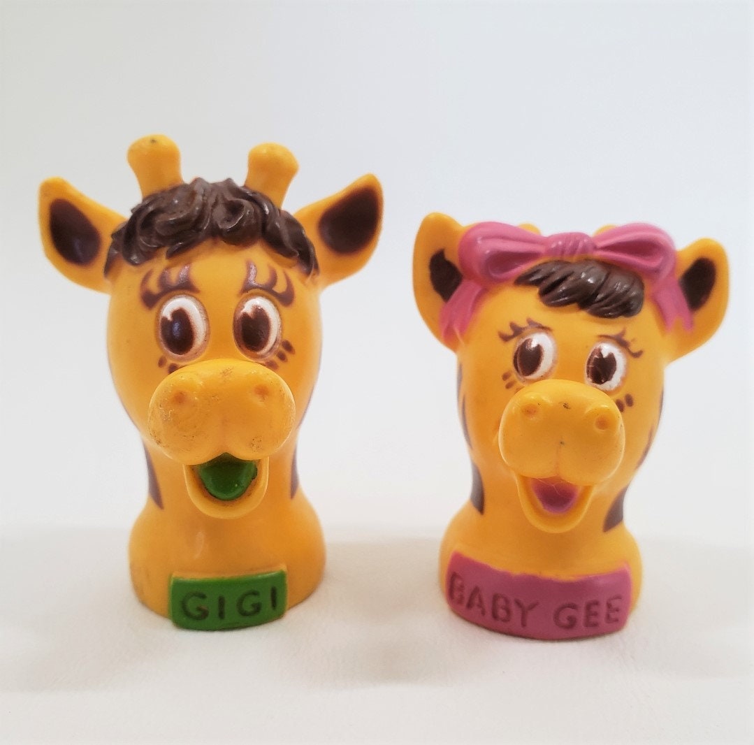 TOYS R US Mascot Giraffe Finger Puppets: Gigi and Baby Gee, Vintage - Etsy