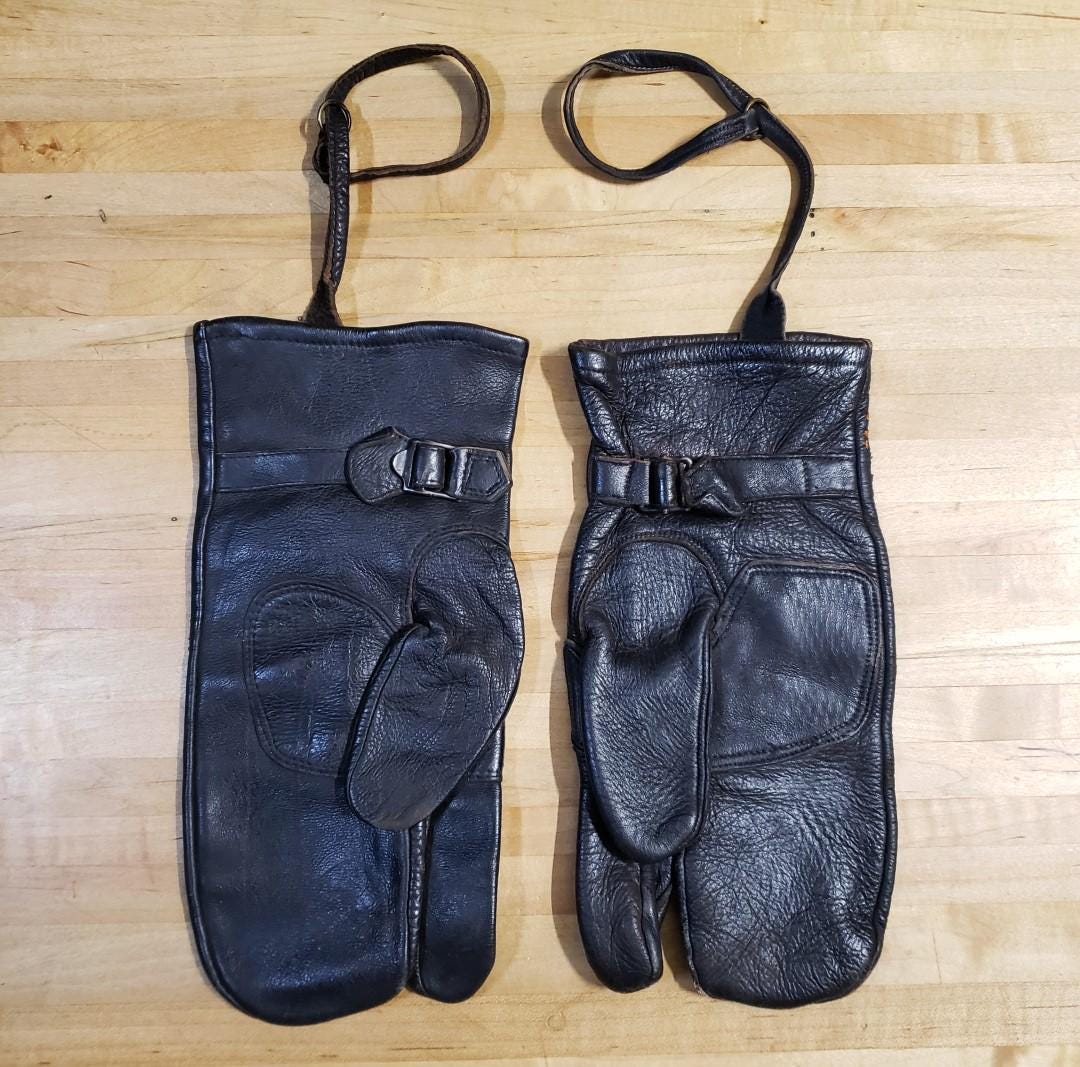 Leather Tabi / Trigger Finger Gloves - Vintage 1950s Military - Black - Men's Large to X-large ...