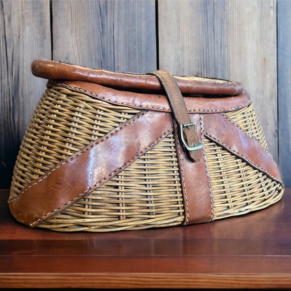 Antique Fishing Basket - Etsy