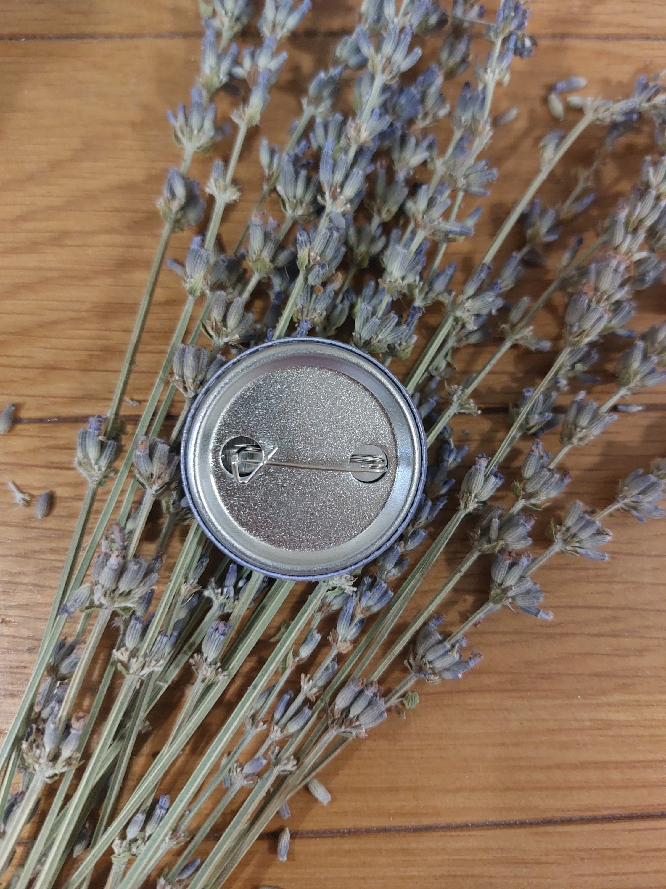 Lavender Menace Pin 38mm Badge Pins & Pinback Buttons - Etsy UK